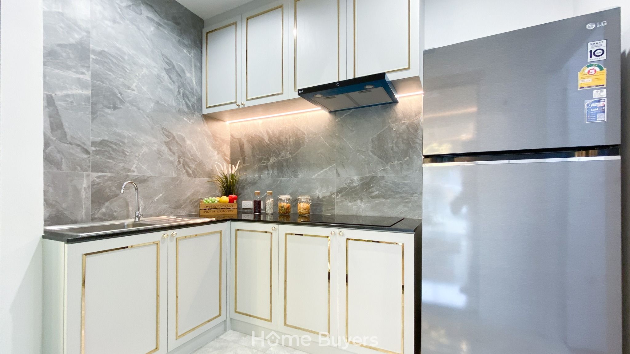 บริษัท บีทีเอ็น พร็อพเพอร์ตี้ จำกัด